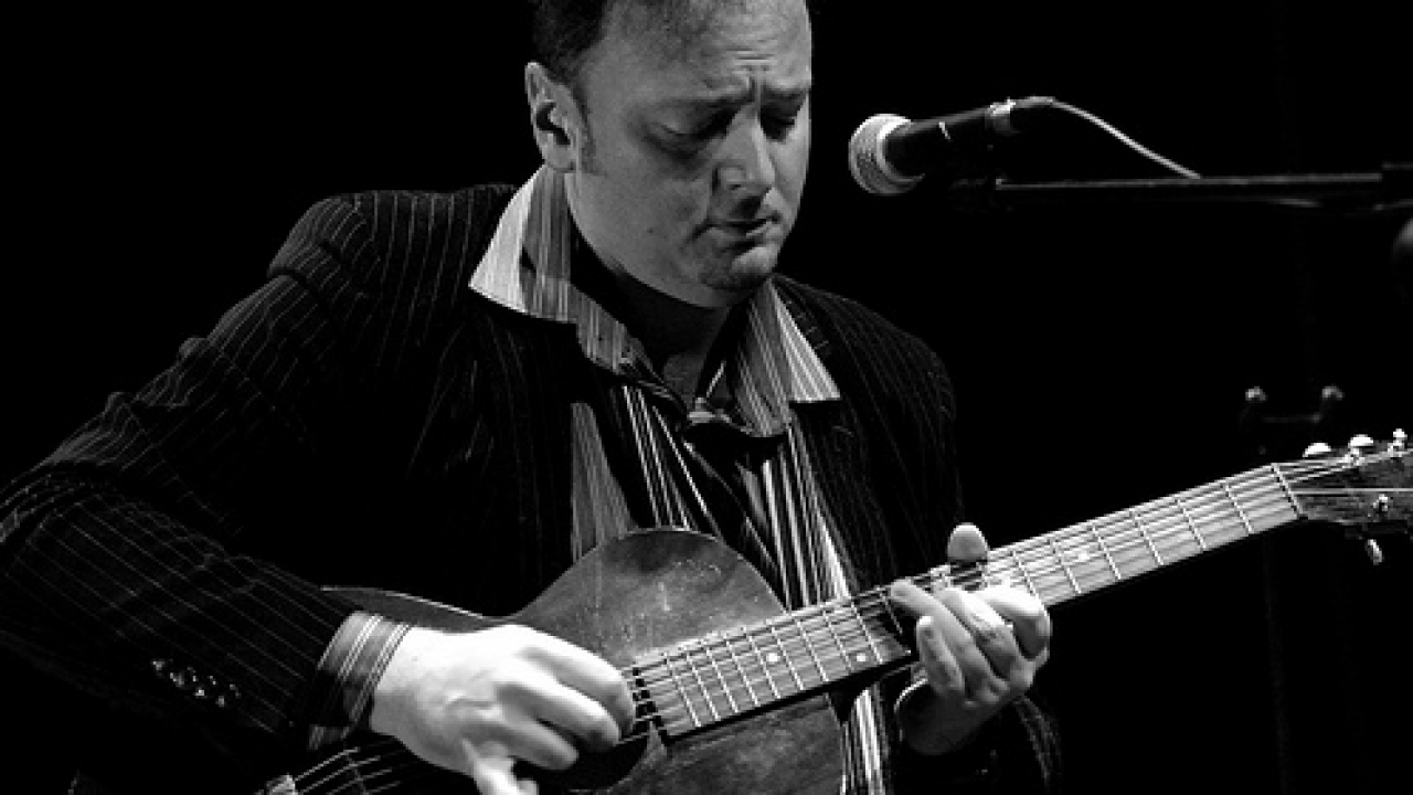 DAVID GOGO : Sa biographie, ses albums, ses concerts