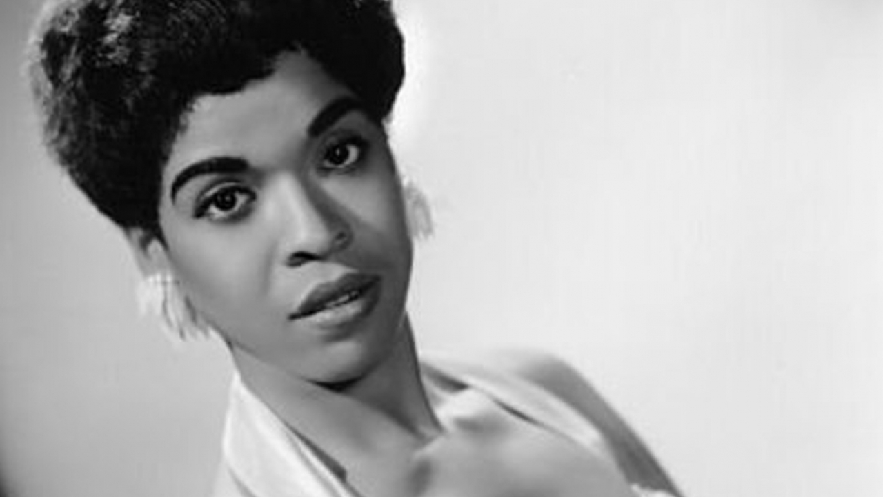 DELLA REESE : Sa biographie, ses albums, ses concerts