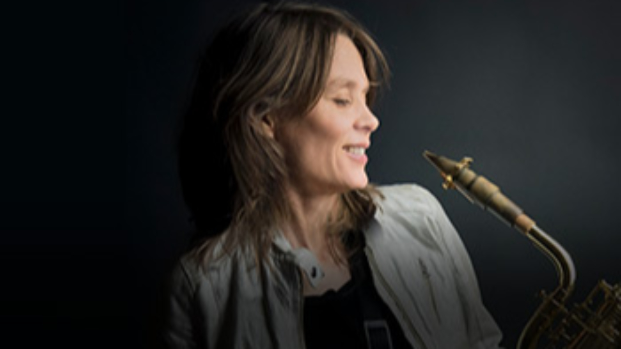 Céline Bonacina dévoile un extrait de son nouvel album "Jump!"