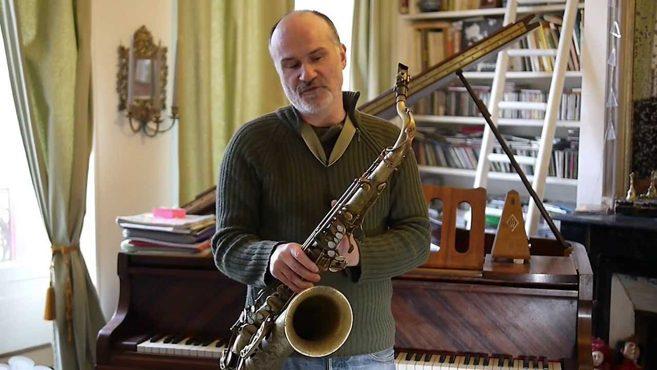 David El Malek signe son retour avec "Travelling"