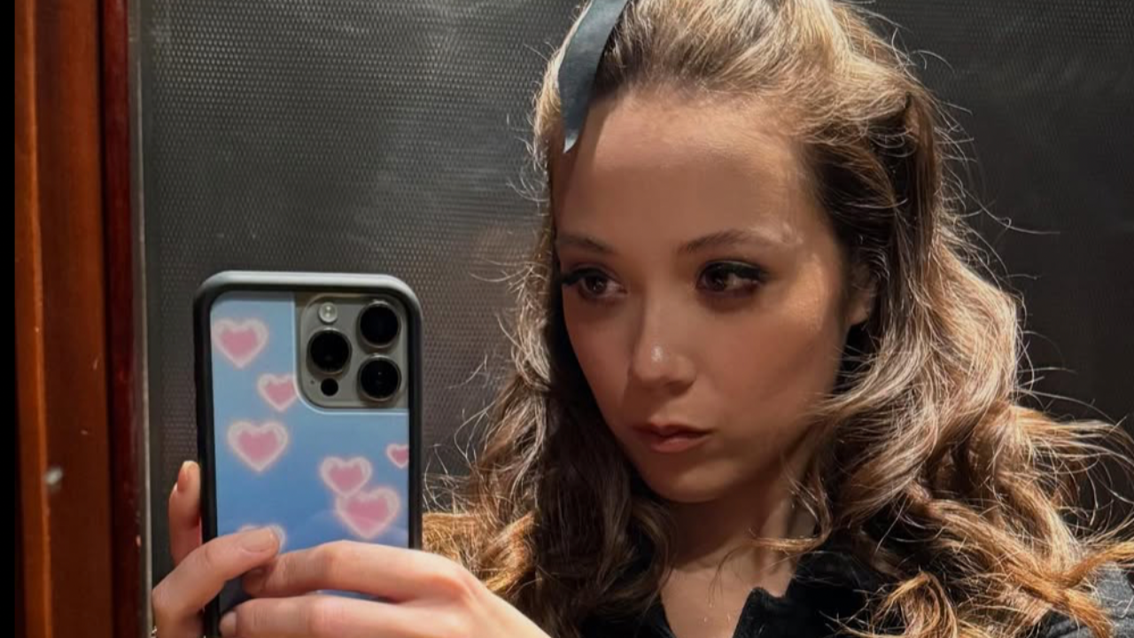 Laufey : en plus d’être un véritable phénomène du jazz, elle devient une icône de mode sur les ...