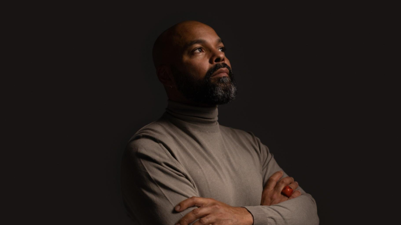 Le petit protégé de Gregory Porter Myles Sanko se dévoile dans "Let It ...