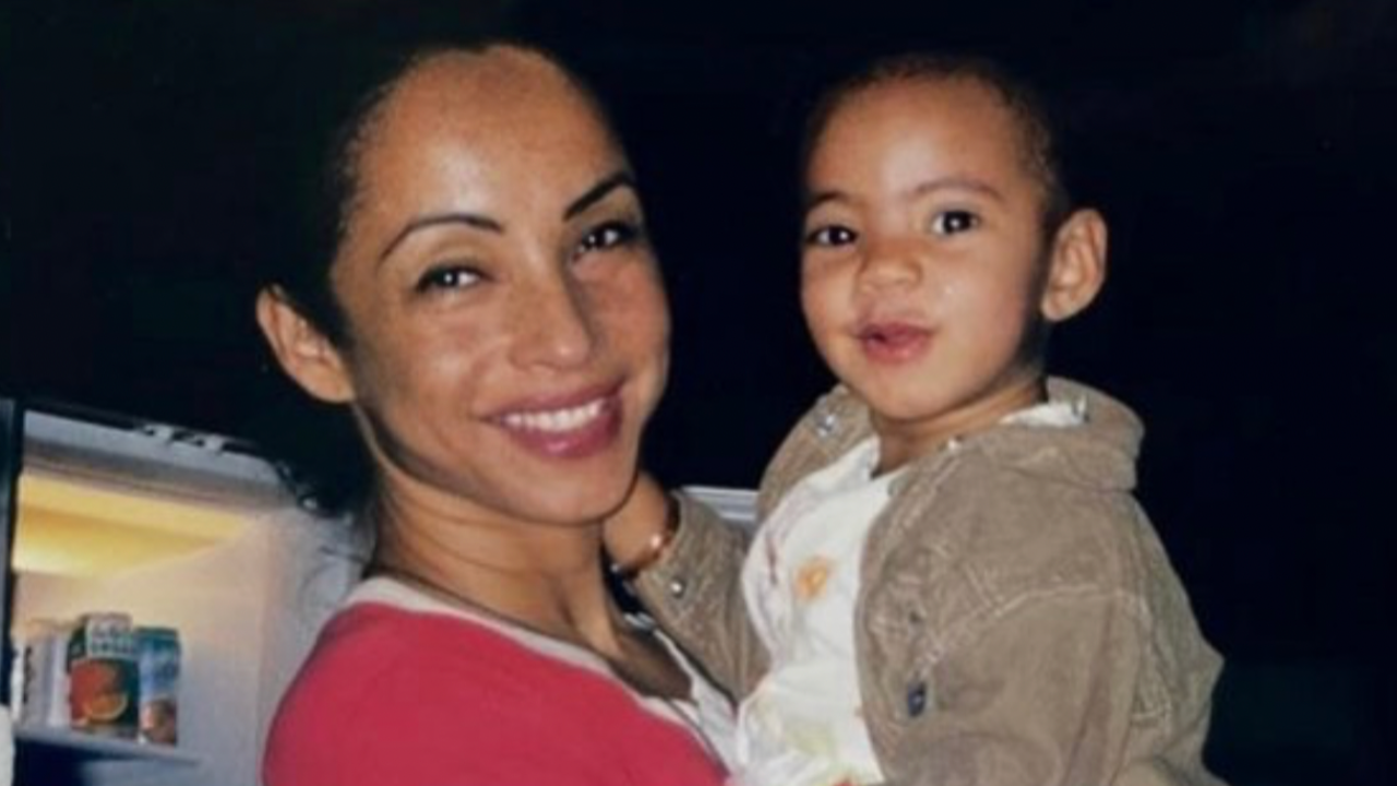 Sade Adu : qui est Izaak Theo, le fils à l’origine de son grand retour