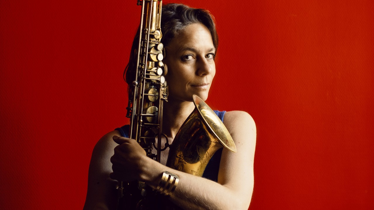 Sophie Alour annonce « Nouveaux Mondes », un album pensé comme une ...