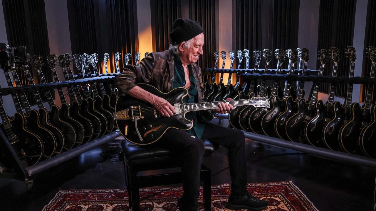 Keith Richards et Gibson s'associent pour ressortir la célèbre ES-355 ...